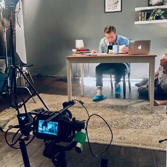 Имиджевые и корпоративные видеоролики под ключ. Москва - ezh-pro